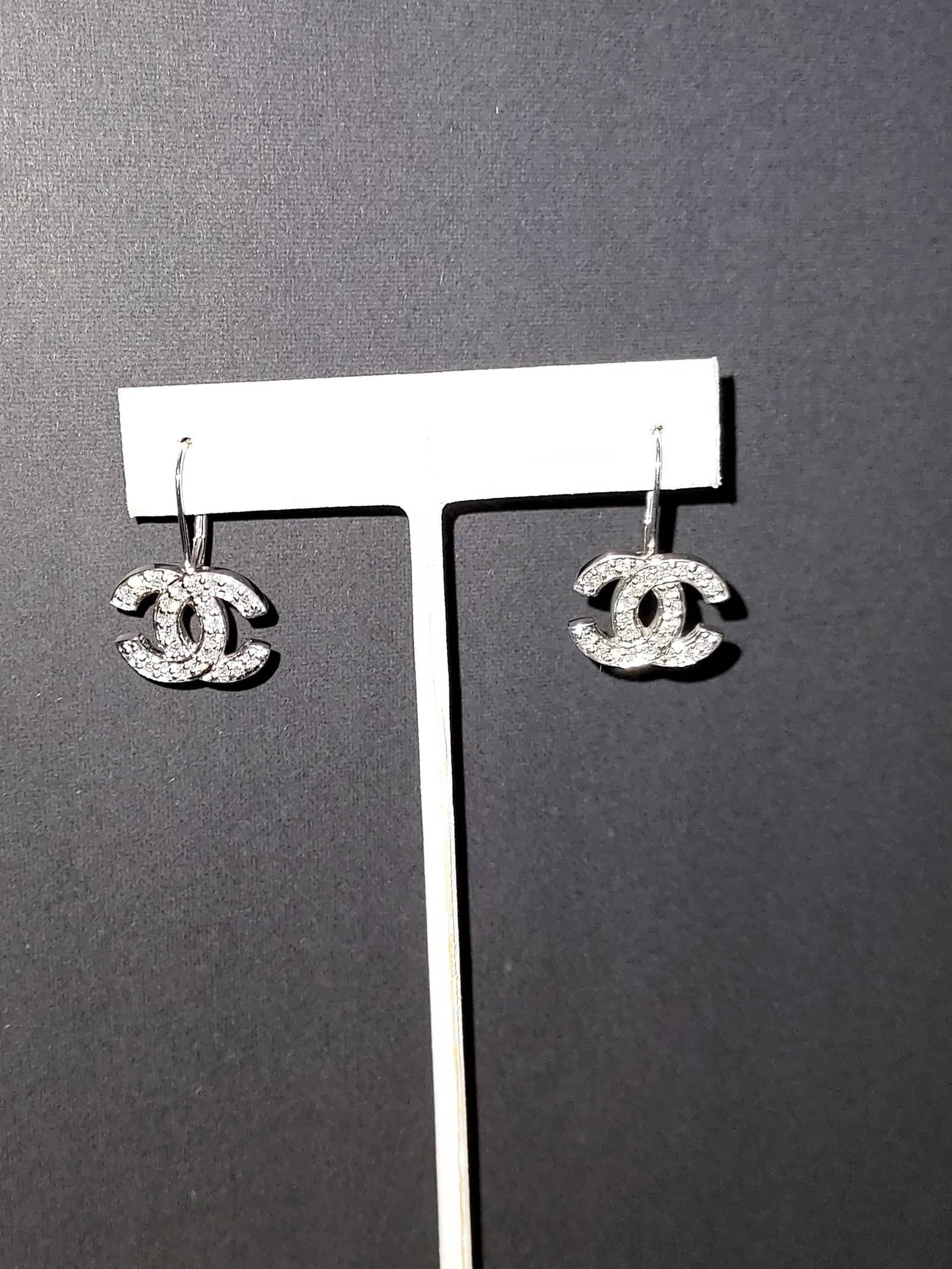 Hj46 14k Wg And Diamond Chanel Style Earrings Auction