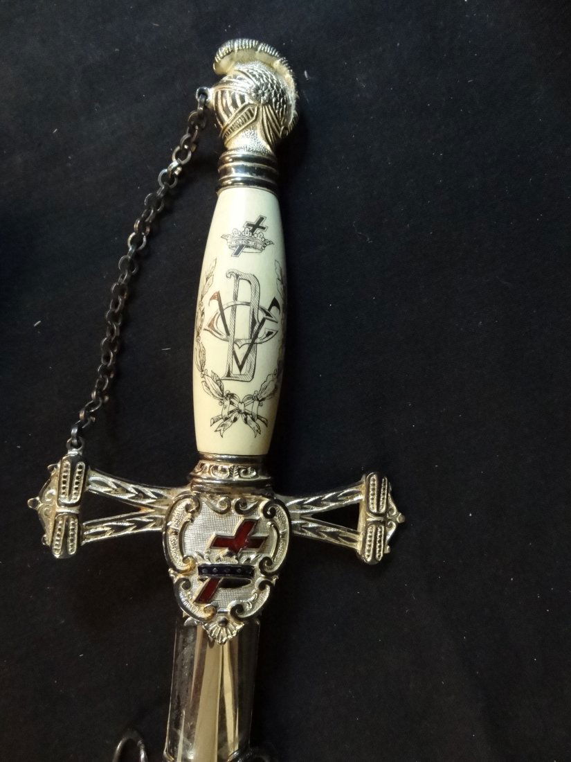 Masonic Sword With Padded Leather Case, Knight Templar - May 22, 2013 ...