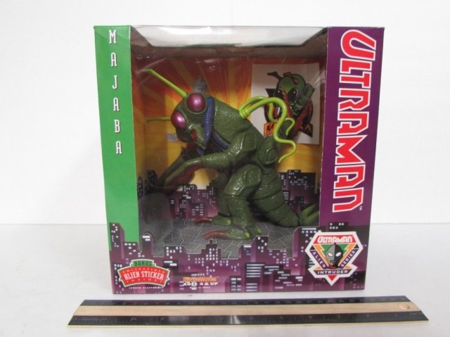 ULTRAMAN MAJABA FIGURE ORIGINAL PACKAGING