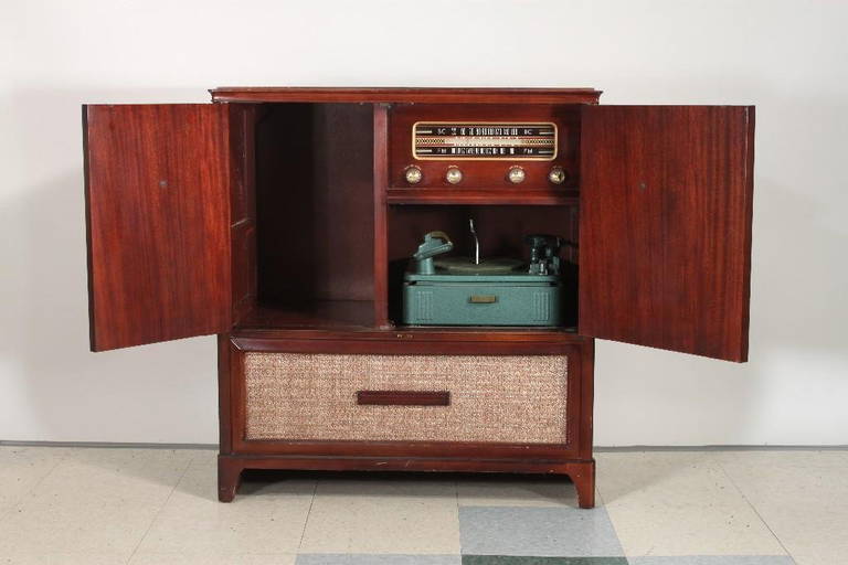 Vintage Philco Stereo In Cabinet - Jun 07, 2015 | The Auction House ...