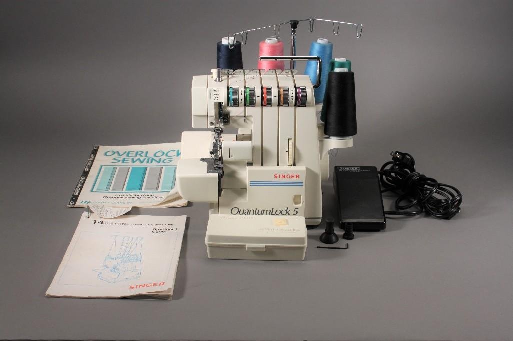 Singer Quantum Lock 5 Stitch Overlock Machine
