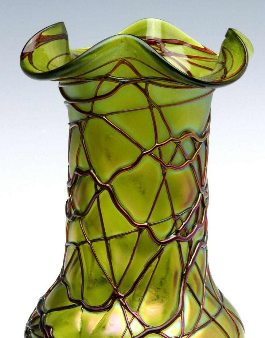 A LOETZ RUSTICANA BOWL VASE AND AUSTRIAN THREADED VASE - Aug 24, 2019 ...