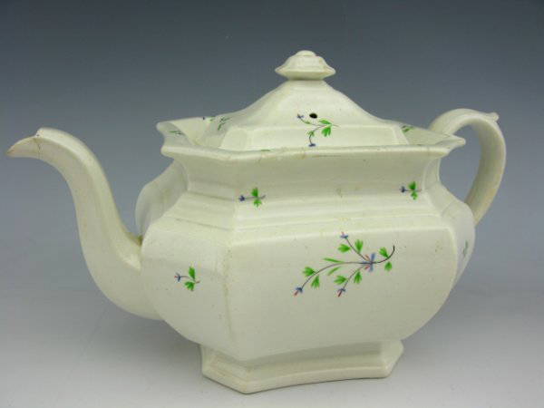 Early 19th Century Spatterware Teapot