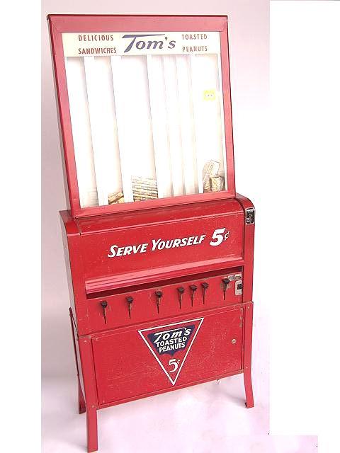 840: TOM'S 5 CENT TOASTED PEANUTS CANDY MACHINE