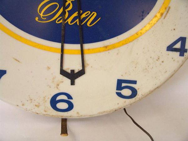 251: GOETZ BEER LIGHTED ADVERTISING CLOCK - May 01, 2005 | Soulis ...