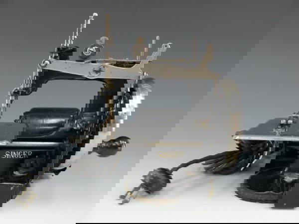 Singer Model J 1 Sewing Machine