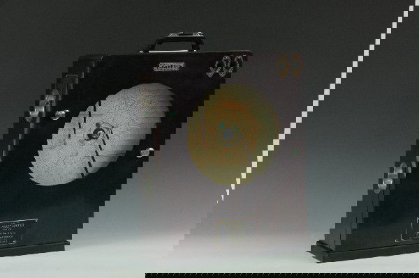 ANTIQUE MEDICAL 1940 CAMERON HEARTOMETER - Oct 16, 2010 | Soulis ...