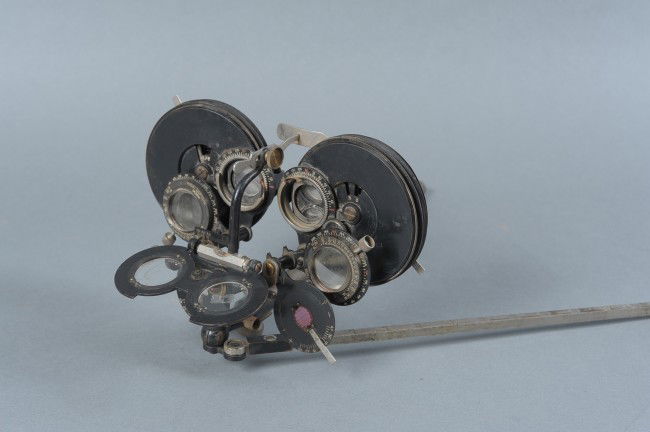 AN ANTIQUE MEDICAL DEZENG OPTICAL PHOROPTOR OPTOMETER - Jan 15, 2011 ...