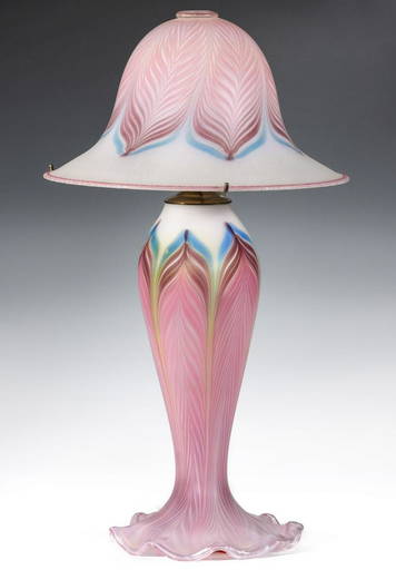 A VANDERMARK MERRITT PULLED FEATHER ART GLASS LAMP - Dec 10, 2022 ...