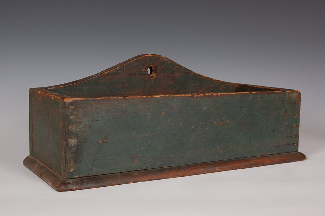 GREAT 19TH CENTURY CANDLE WALL BOX IN OLD GREEN PAINT