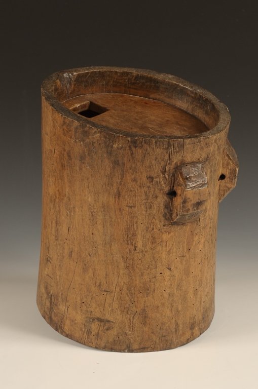 19TH C. SAP BUCKET CRAFTED FROM TREE TRUNK - Dec 07, 2013 | Soulis ...