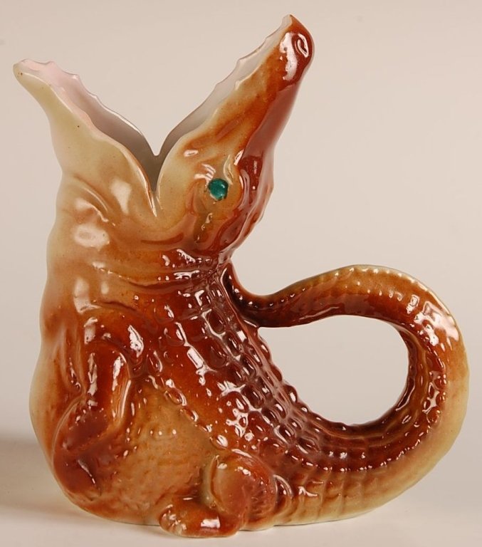 ROYAL BAYREUTH FIGURAL ALLIGATOR MILK PITCHER - Apr 26, 2014 | Soulis ...