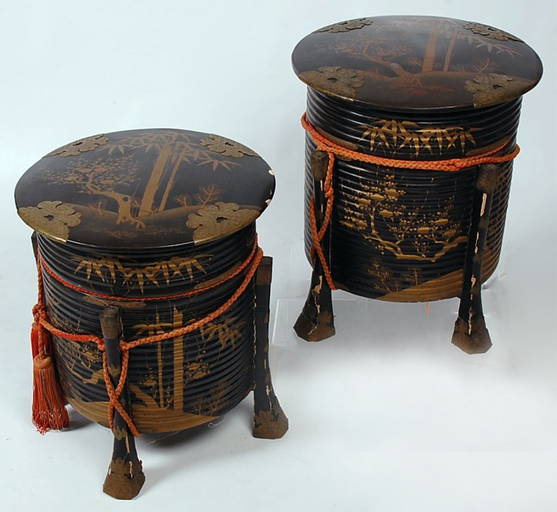 Meiji Period Japanese Kaioke Shell Game Box Pair