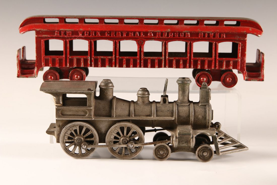 LAKESHORE & MICHIGAN SOUTHERN CAST IRON FLOOR TRAIN