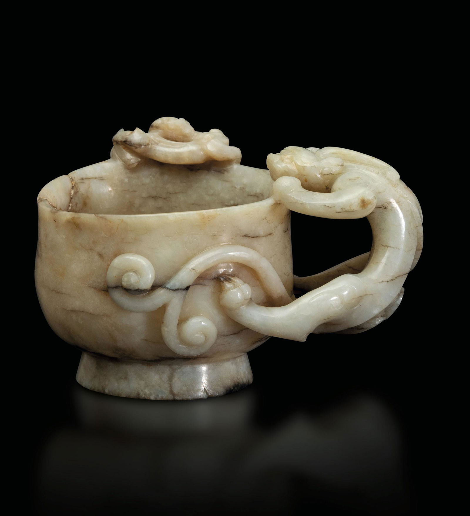 A carved jade cup, China, Ming Dynasty - Jan 22, 2020 | Cambi Casa D ...
