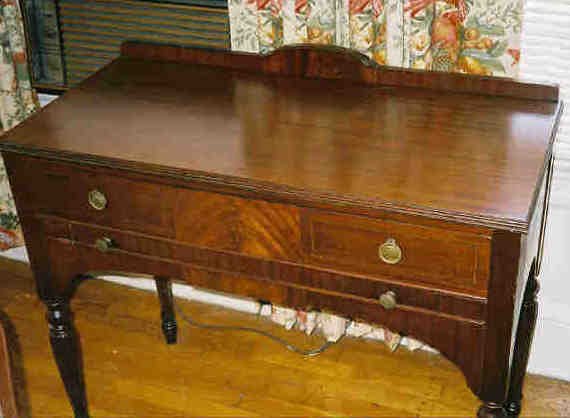 Duncan Fife Mahogany Serving Table