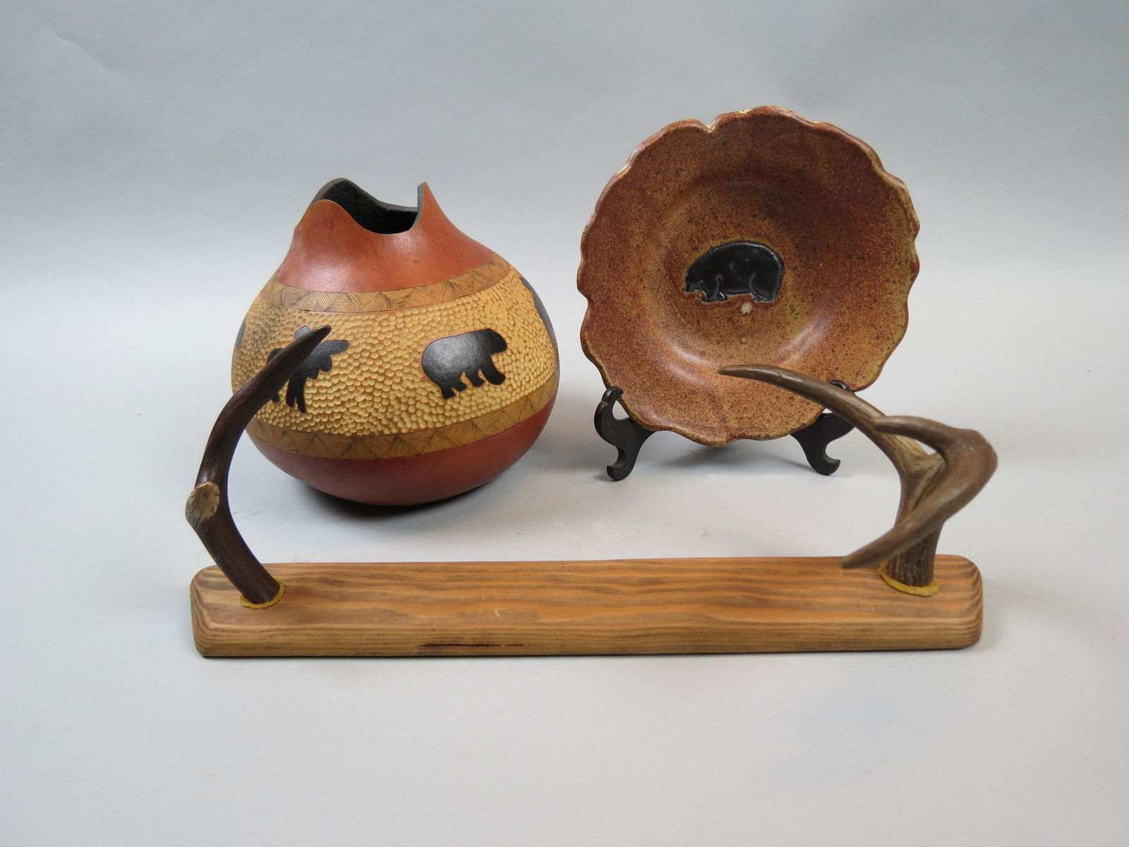 3 Native American Items (#0126C) on Aug 27, 2021 | Richard D. Hatch ...