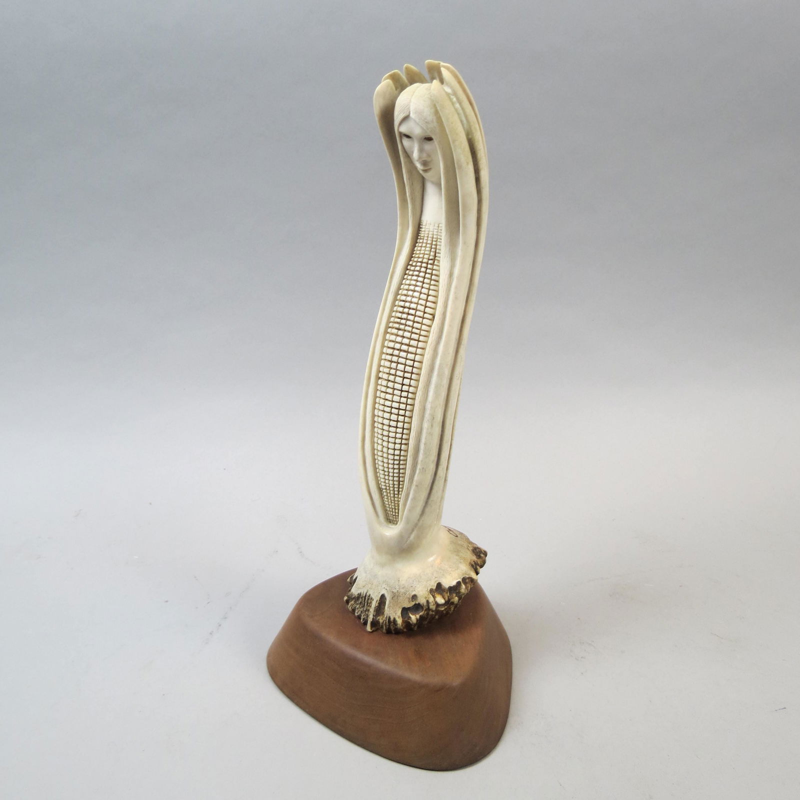Stan Hill Jr., Carved Corn Spirit" Antler," - Apr 02, 2022 | Richard D ...