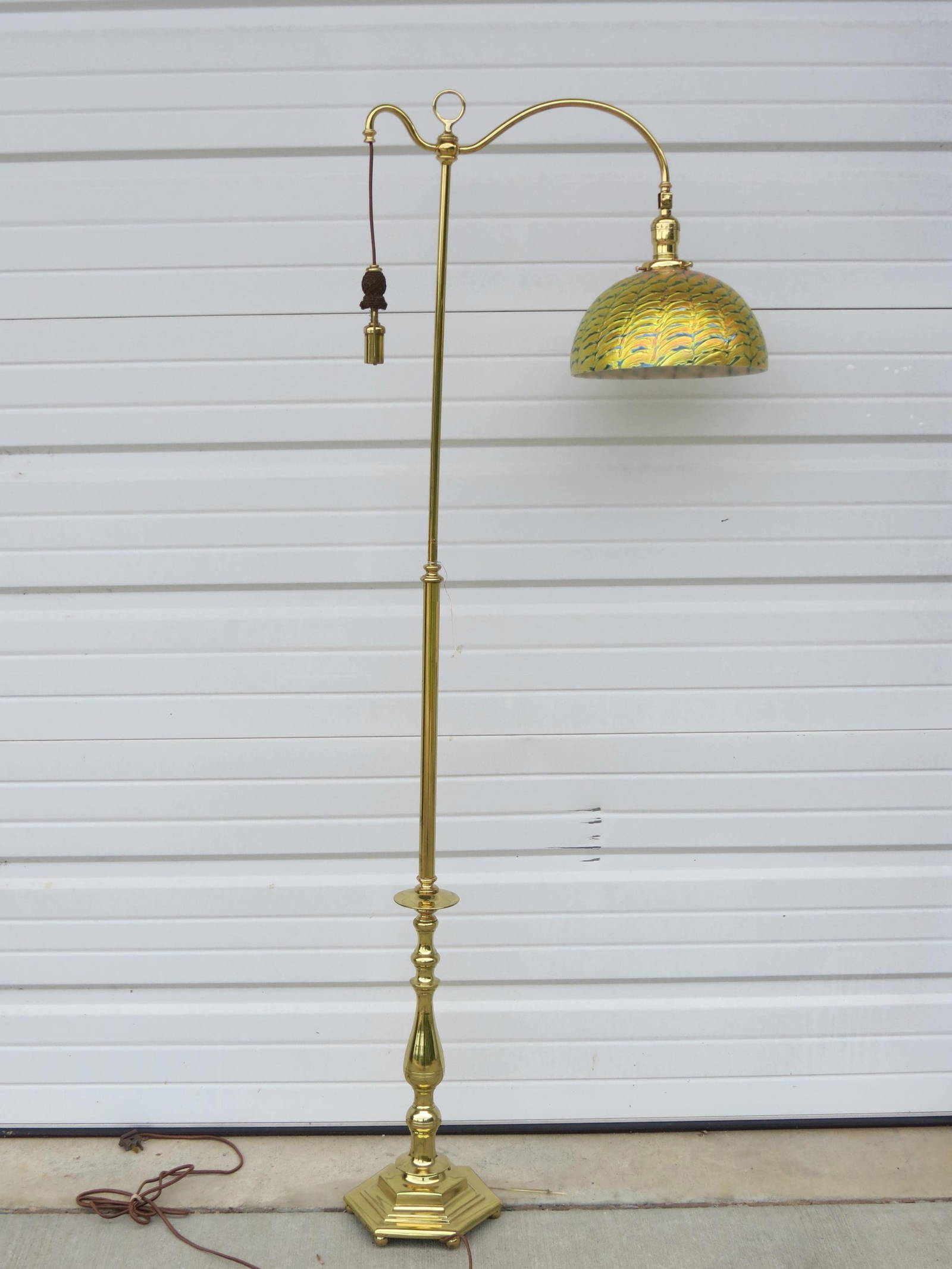 Lundberg Studios Art Glass & Brass Floor Lamp, Maize Style Decoration ...