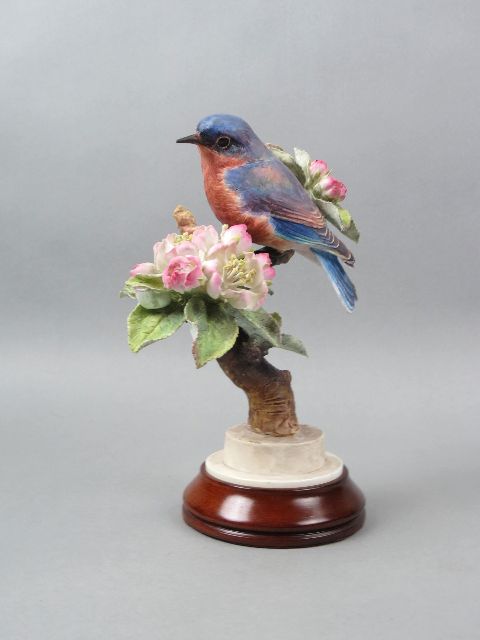Royal Worcester Dorothy Doughty Bird Figurine, Auction