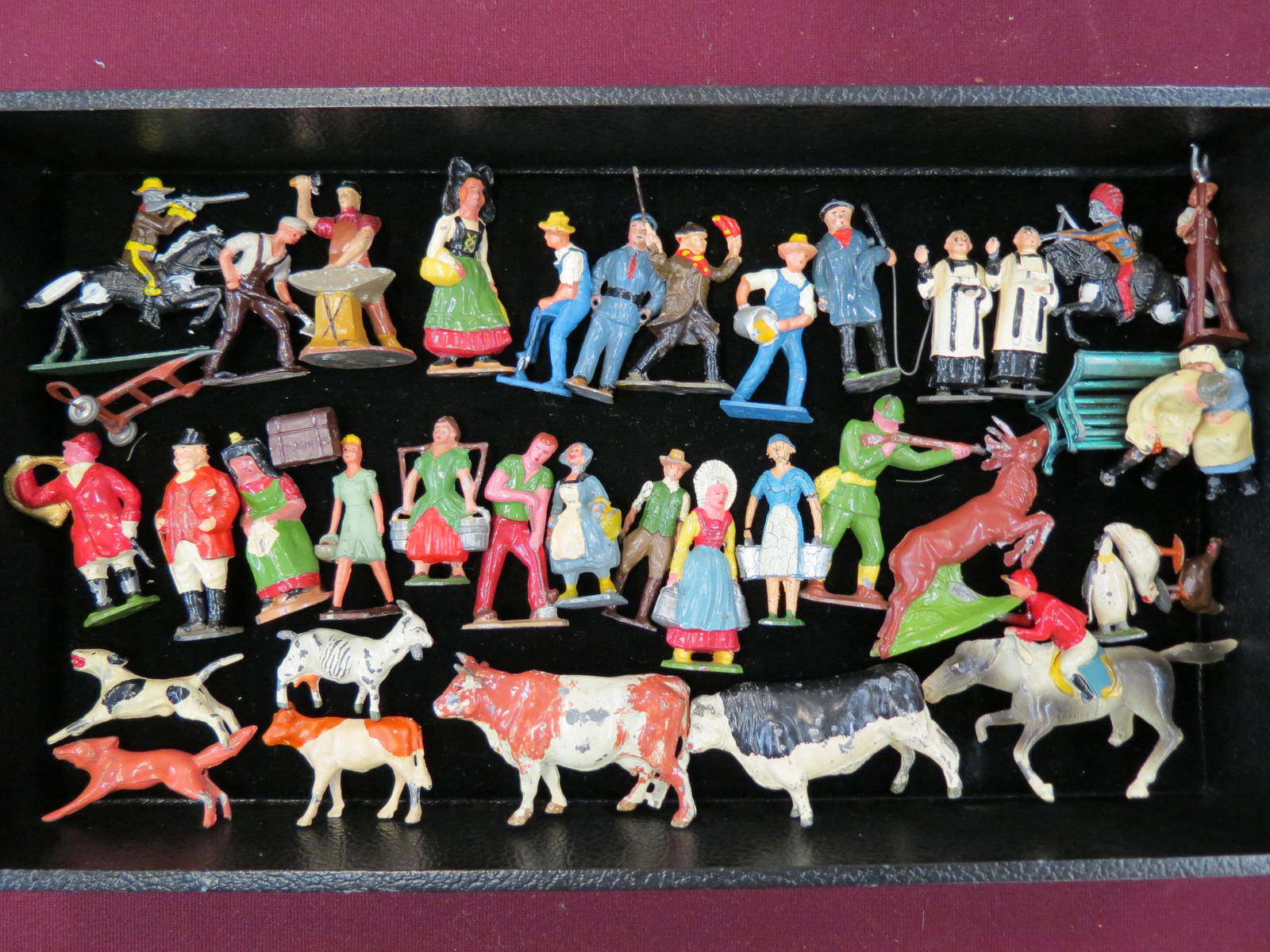 Group Of Old Lead Toy Animals & Figures, Auction