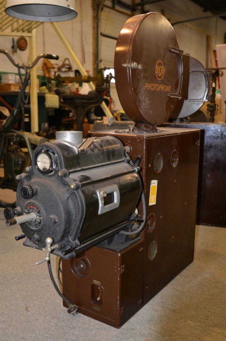 RCA PHOTOPHONE PORTABLE SOUND PROJECTOR - Apr 27, 2013 | Grogan ...