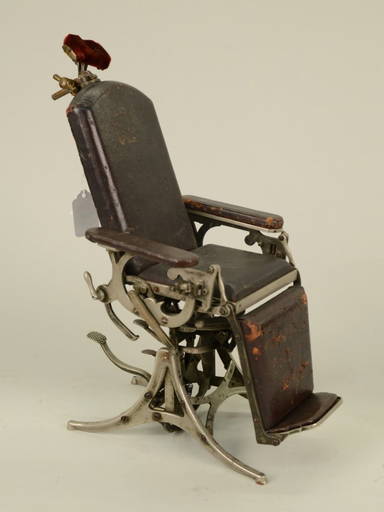 SALESMAN'S SAMPLE OF A MEDICAL EXAMINATION CHAIR - Apr 27, 2013 ...
