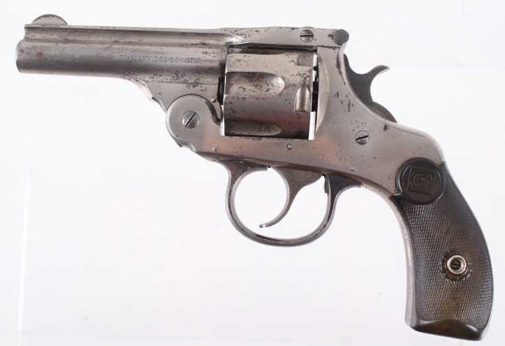 H&r Auto Ejecting .32 S&w Double Action Revolver