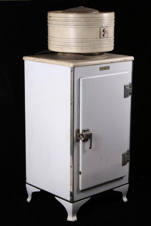 1271: 1935 General Electric "Monitor Top" Refrigerator - Mar 11, 2012 ...