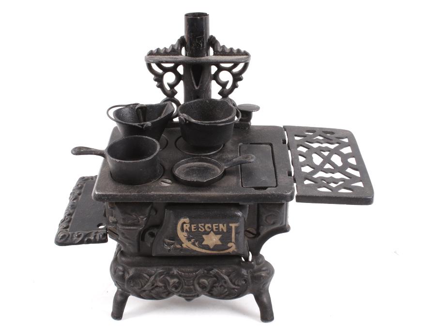 Crescent Salesman Sample Cast Iron Stove