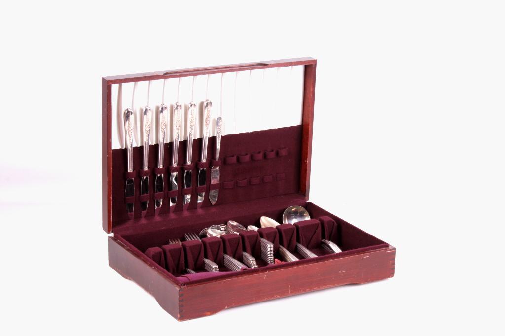 1948 The Nobility Plate Club Silverware 59pc Set