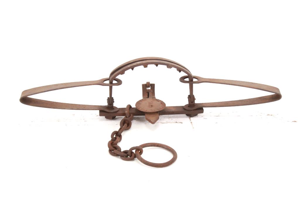 Rare Newhouse Kenwood #15 Bear Trap C. 1890-1905 Auction