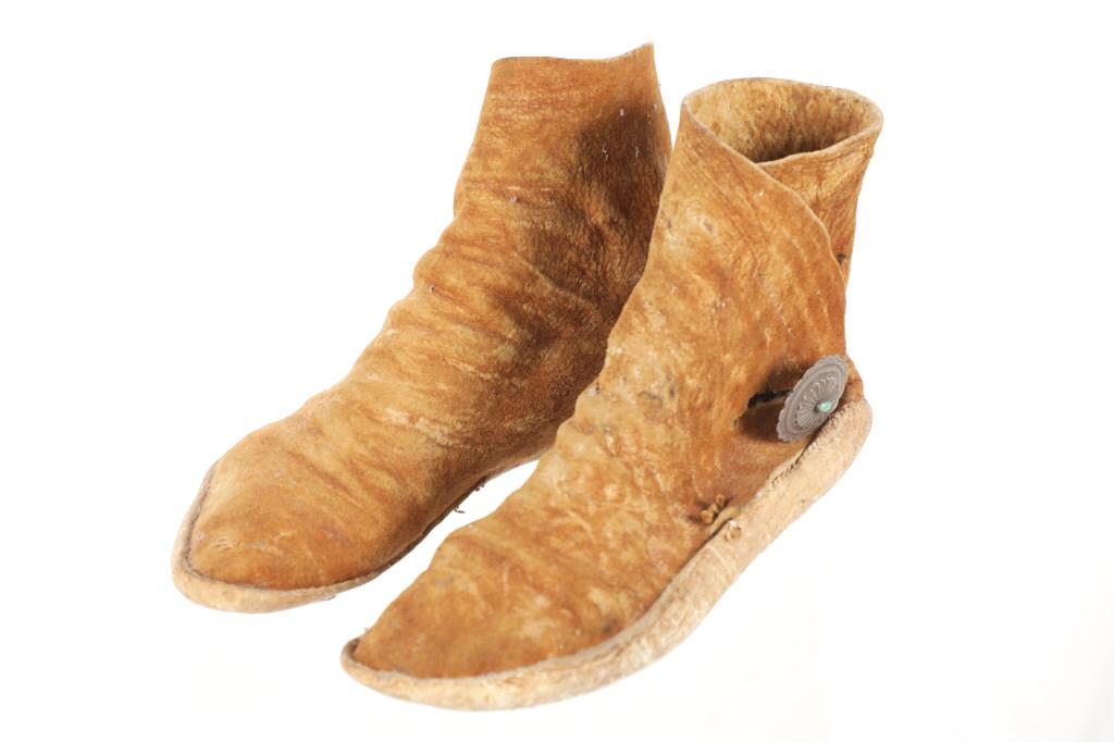 C. 1920 Apache "cactus Kicker" Parfleche Moccasins Auction