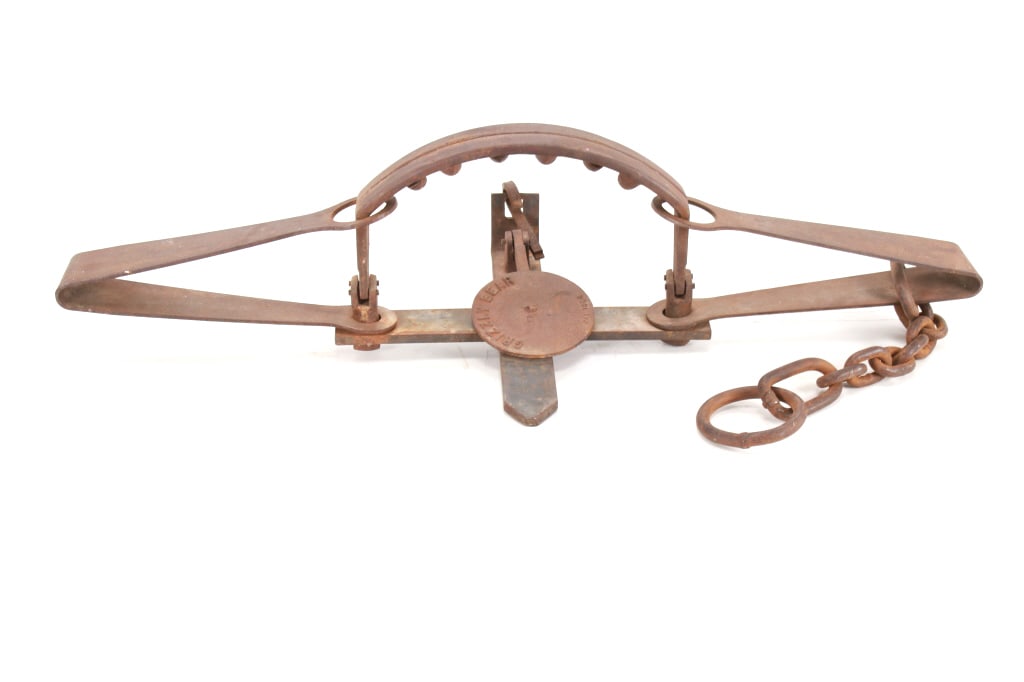Grizzly Bear No. 6 Double Spring Bear Trap Auction