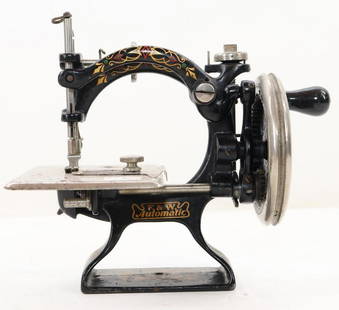 Vintage Foley And Williams Midget Sewing Machine