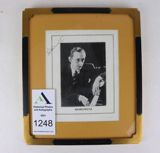 Vladimir Horowitz Autograph