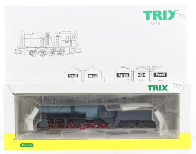 Trix HO Trains Locomotive and Set - Jul 12, 2022 | Alderfer Auction in PA