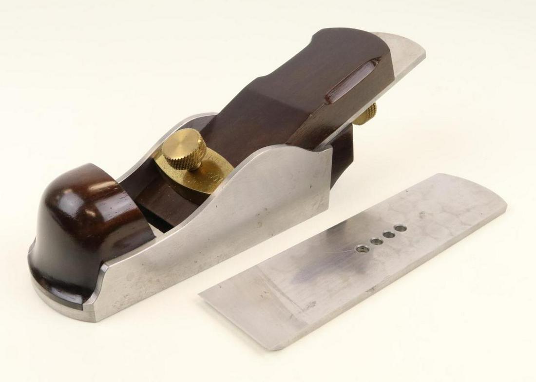 Geoff Entwistle Plane - Nov 08, 2022 | Alderfer Auction in PA