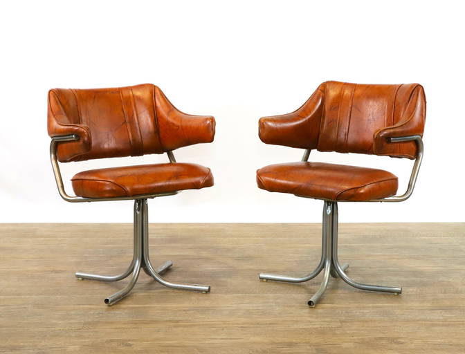Douglas Modernist Dinette Chairs - Dec 15, 2022 | Alderfer Auction in PA
