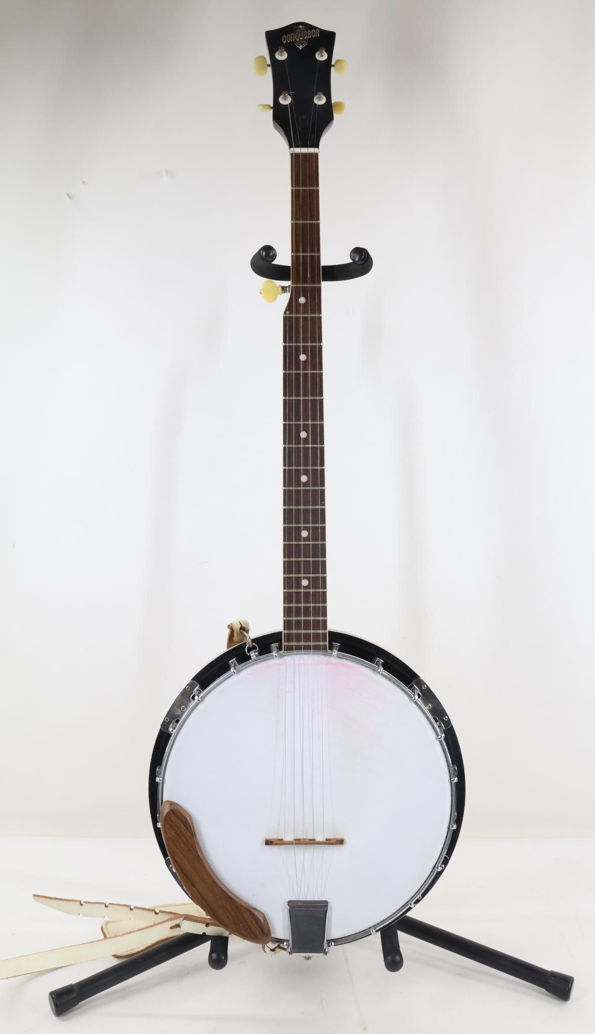 Conqueror Banjo Auction