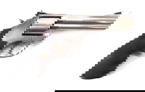 Smith & Wesson 686 Double Action Revolver Auction