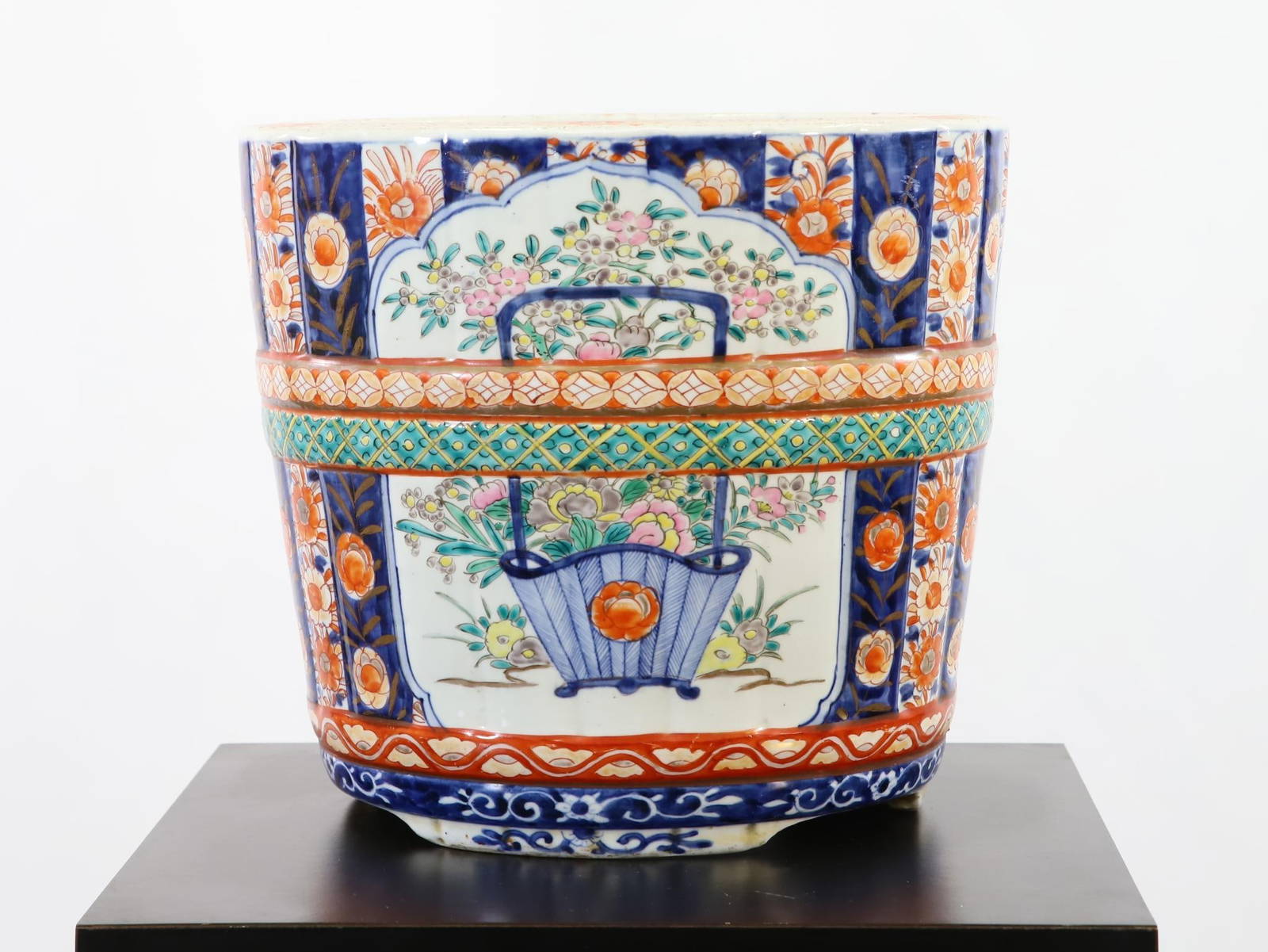 Japanese Imari Porcelain Planter Auction