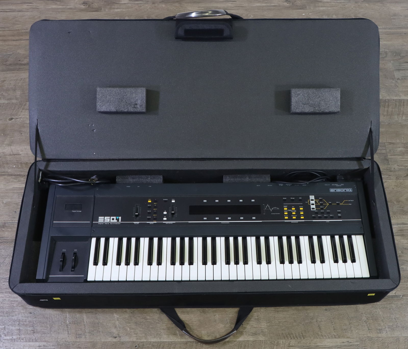 Ensoniq Esq-1 Synthesizer Auction
