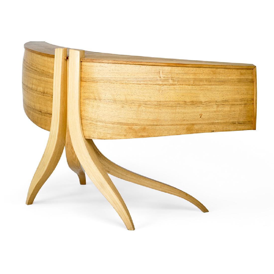 JERE OSGOOD Large curved desk