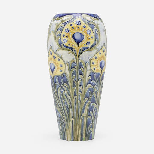 Moorcroft / Macintyre, Florian Ware Vase