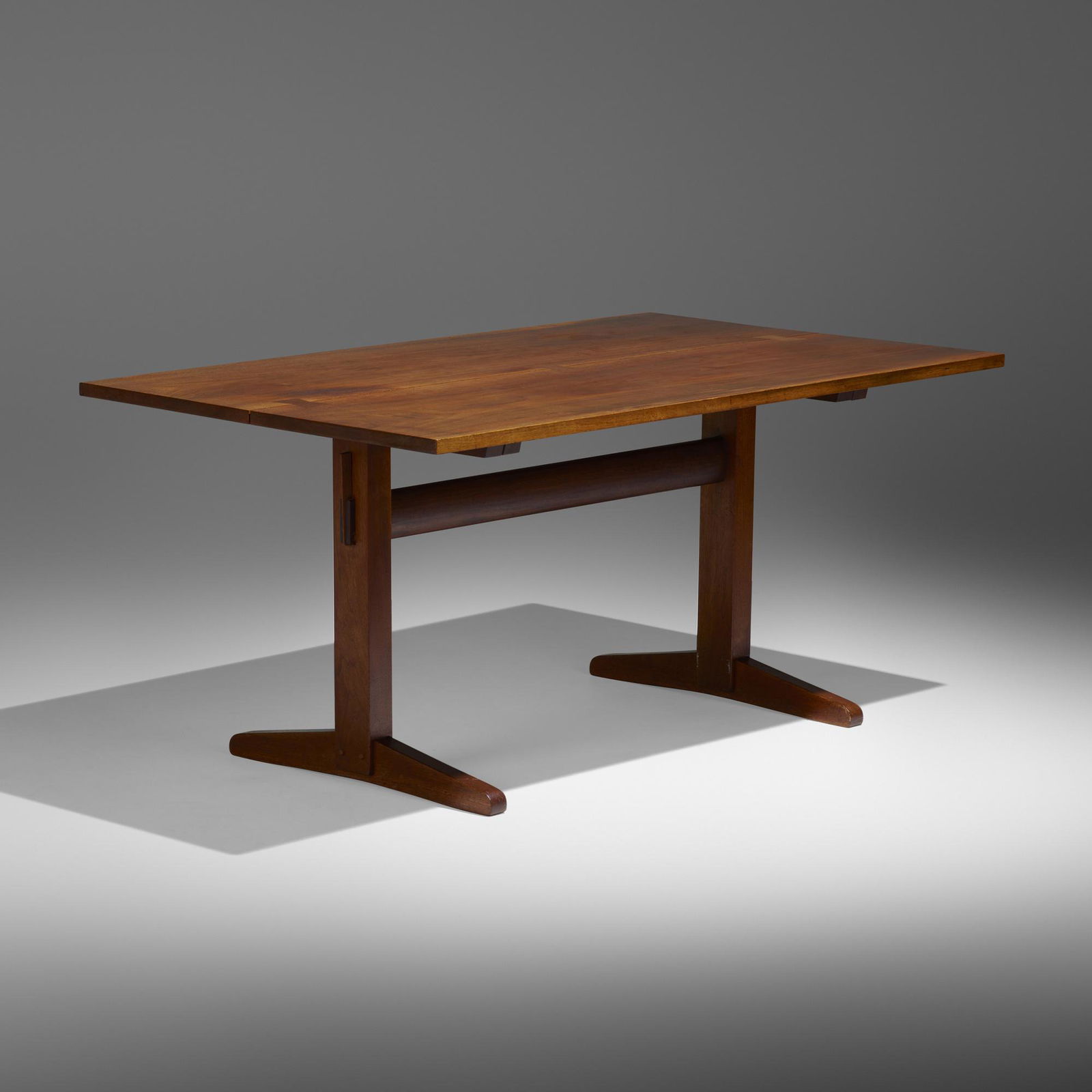 George Nakashima, Early Trestle dining table (#0530) on Jan 20, 2023 ...