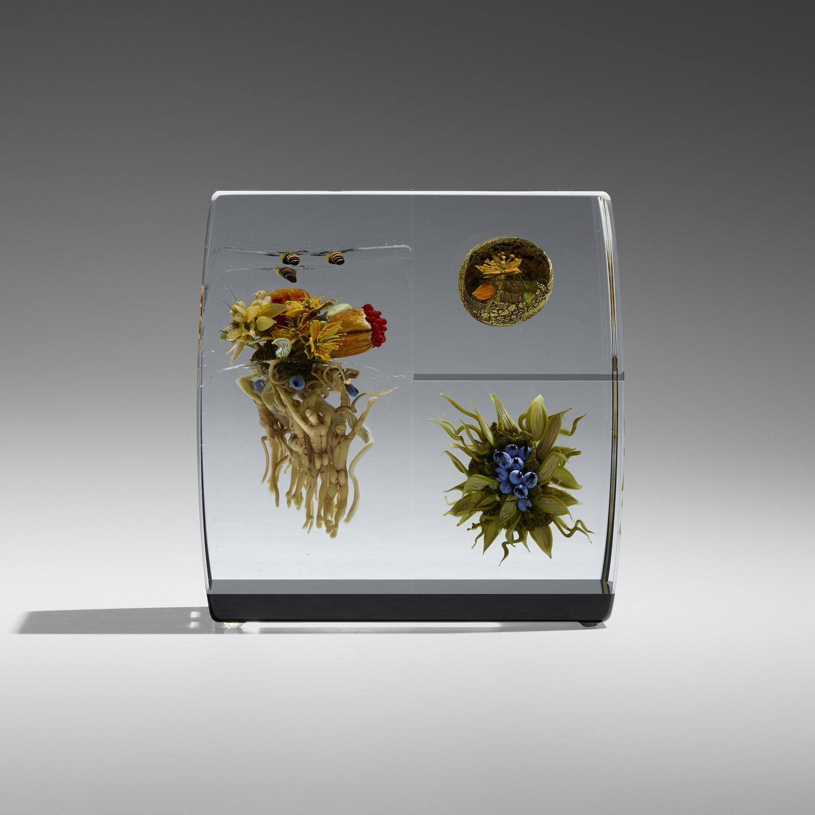 Paul Stankard, Large Botanical paperweight (#0759) on Jan 20, 2023 ...