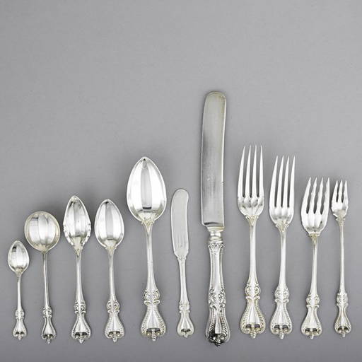 Towle "old Colonial" Silver Flatware Service