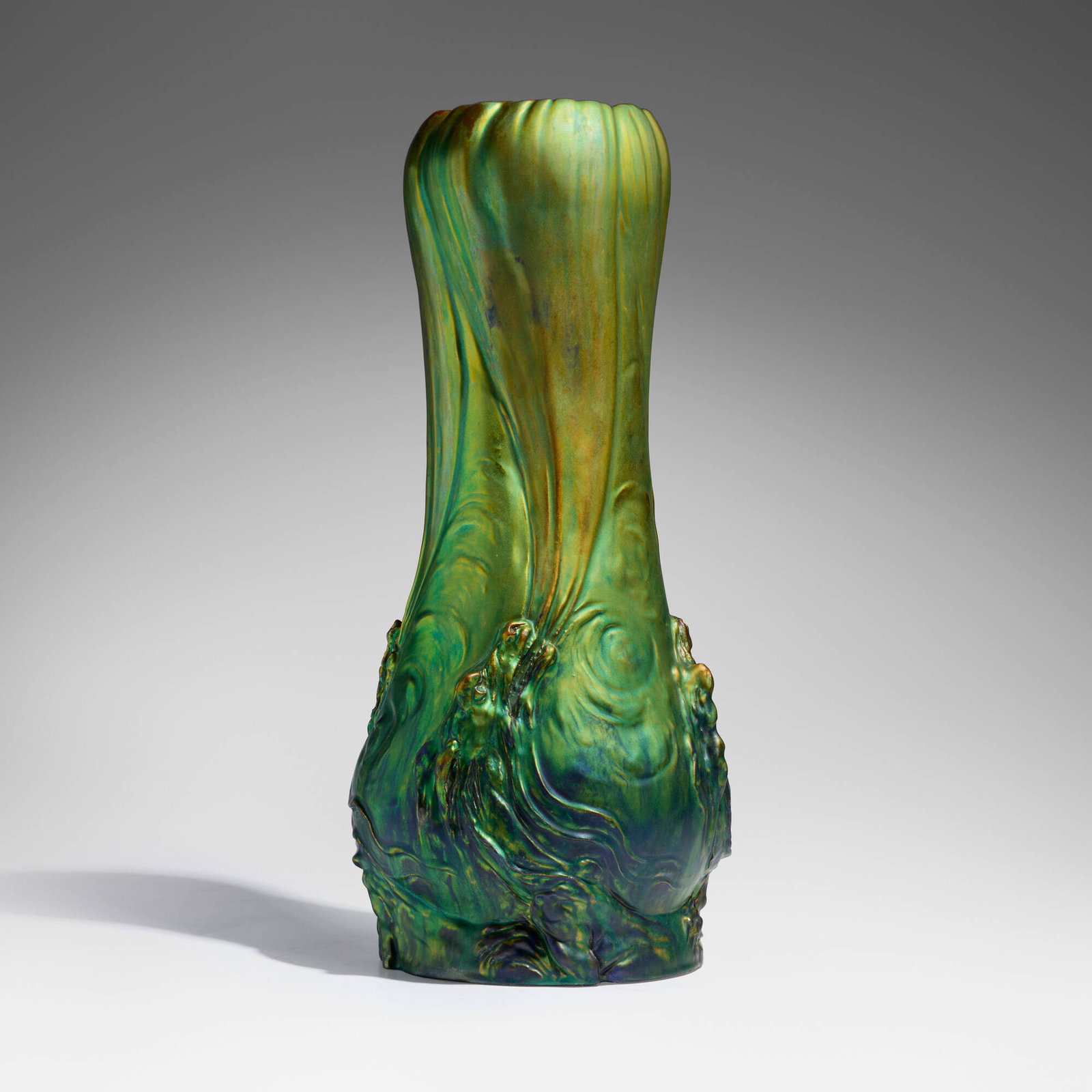 Zsolnay, Rare And Monumental Vase With Dragons - Jul 24, 2025 | Rago In Nj