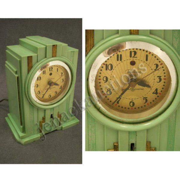 Ge Telechron Green Vinylite (plaskon) Model 700